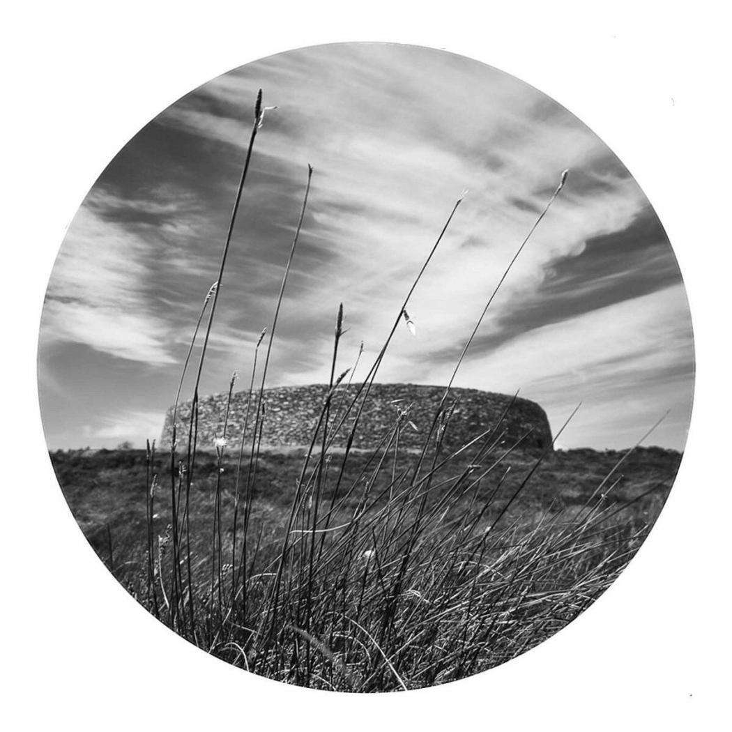 MIXED BY/ Eamon Harkin ~ Bolting Bits